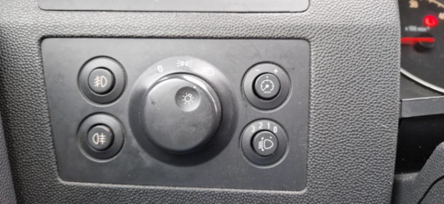Pelēks Opel Zafira 2013 Rīga, ar dzinēja tilpumu 1.70 L un nobraukumu 368 tūkst. km par 2950 €, foto 16 vietnē AUTOMOTO.COM.LV