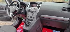 Pelēks Opel Zafira 2013 Rīga, ar dzinēja tilpumu 1.70 L un nobraukumu 368 tūkst. km par 2950 €, foto 25 vietnē AUTOMOTO.COM.LV