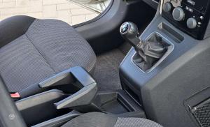 Grey Opel Zafira 2013 in Taurage, with an engine capacity of 1.60 L and mileage of 225 thousand km for 2900 €, photo 14 on AUTOMOTO.COM.LV