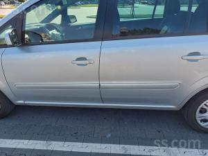 Pelēks Opel Zafira 2013 Rīga, ar dzinēja tilpumu 1.70 L un nobraukumu 187 tūkst. km par 1700 €, foto 12 vietnē AUTOMOTO.COM.LV