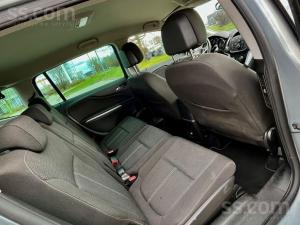 Grey Opel Zafira 2013 in Daugavpils, with an engine capacity of 1.60 L and mileage of 0 thousand km for 5650 €, photo 12 on AUTOMOTO.COM.LV