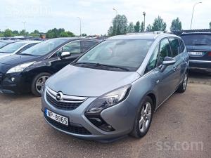 Grey Opel Zafira 2013 in Daugavpils, with an engine capacity of 1.60 L and mileage of 0 thousand km for 5650 €, photo 27 on AUTOMOTO.COM.LV