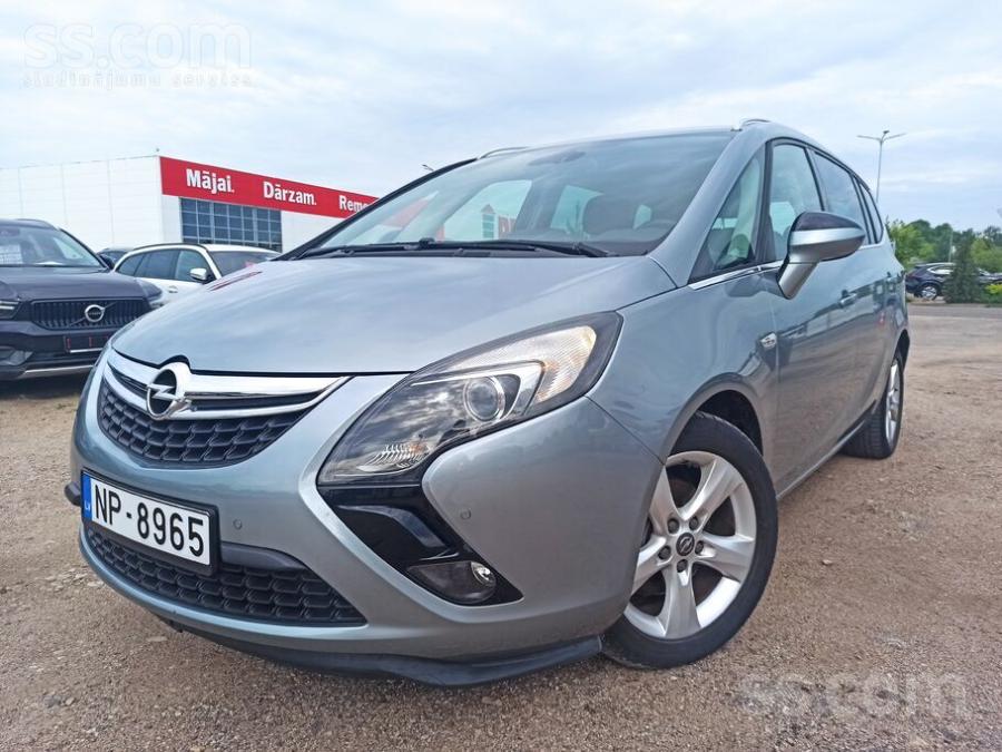 Grey Opel Zafira 2013 in Daugavpils, with an engine capacity of 1.60 L and mileage of 0 thousand km for 5650 €, photo 28 on AUTOMOTO.COM.LV