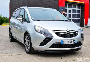 Grey Opel Zafira 2013 in Kretinga, with an engine capacity of 2.00 L and mileage of 227 thousand km for 5650 €, photo 6 on AUTOMOTO.COM.LV