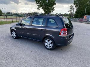 Grey Opel Zafira 2013 in Alytus, with an engine capacity of 1.70 L and mileage of 219 thousand km for 4150 €, photo 7 on AUTOMOTO.COM.LV