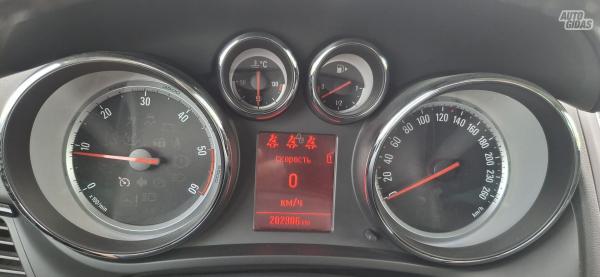 Grey Opel Zafira 2013 in Marijampole, with an engine capacity of 2.00 L and mileage of 202 thousand km for 5200 €, photo 9 on AUTOMOTO.COM.LV