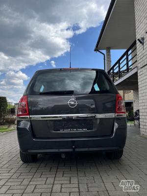 Pelēks Opel Zafira 2013 Kauņa, ar dzinēja tilpumu 1.70 L un nobraukumu 242 tūkst. km par 3450 €, foto 7 vietnē AUTOMOTO.COM.LV