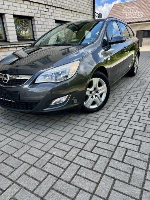 Pelēks Opel Zafira 2013 Kauņa, ar dzinēja tilpumu 1.70 L un nobraukumu 242 tūkst. km par 3450 €, foto 18 vietnē AUTOMOTO.COM.LV