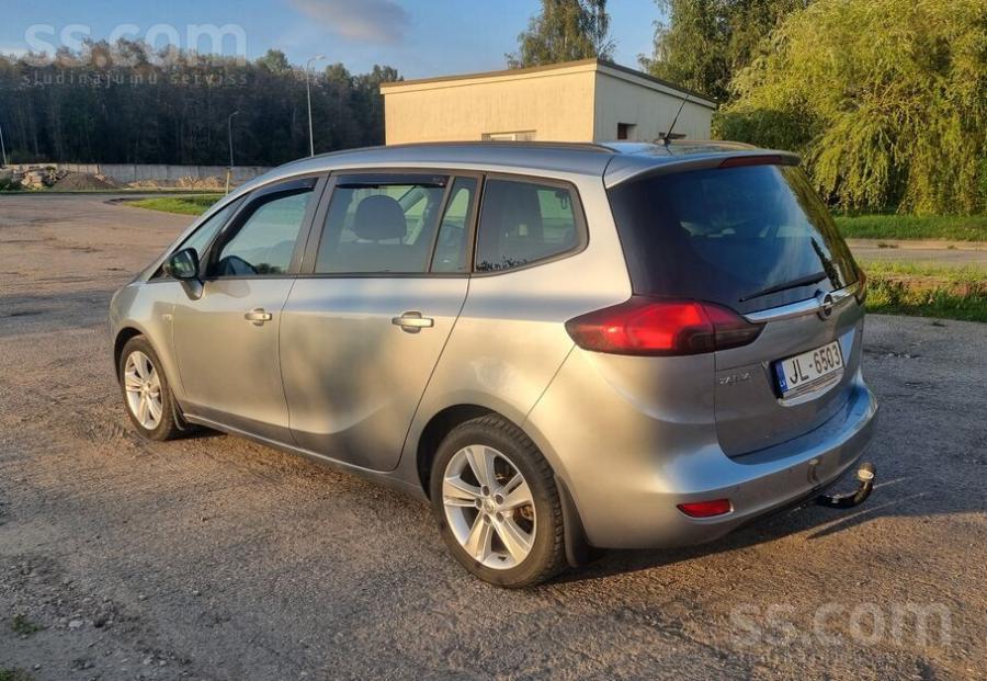 Pelēks Opel Zafira 2013 Aizkraukle, ar dzinēja tilpumu 2.00 L un nobraukumu 232 tūkst. km par 6374 €, foto 6 vietnē AUTOMOTO.COM.LV