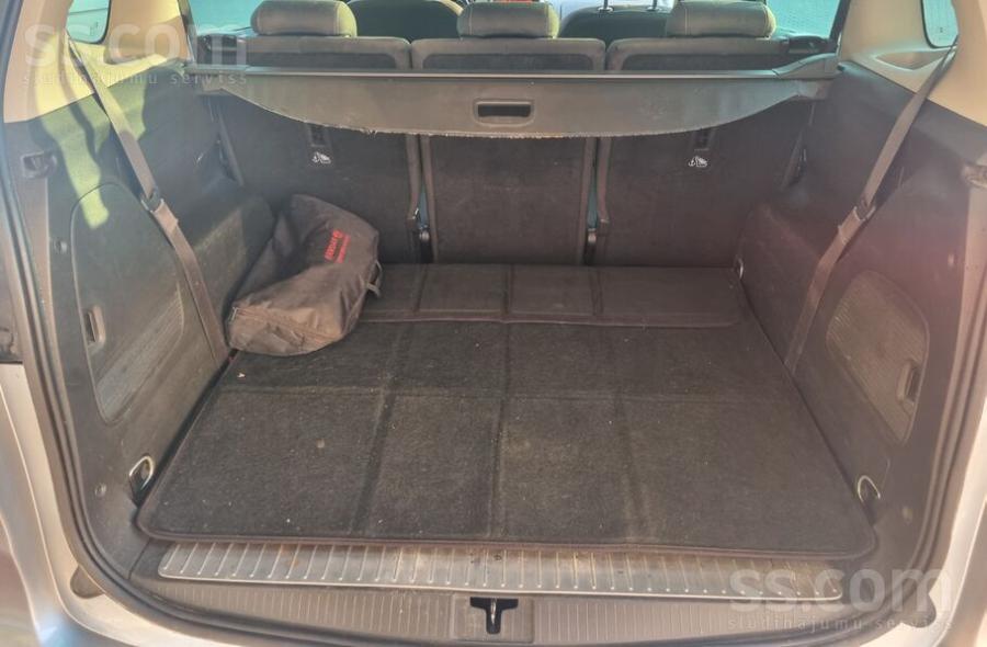 Pelēks Opel Zafira 2013 Aizkraukle, ar dzinēja tilpumu 2.00 L un nobraukumu 232 tūkst. km par 6374 €, foto 9 vietnē AUTOMOTO.COM.LV