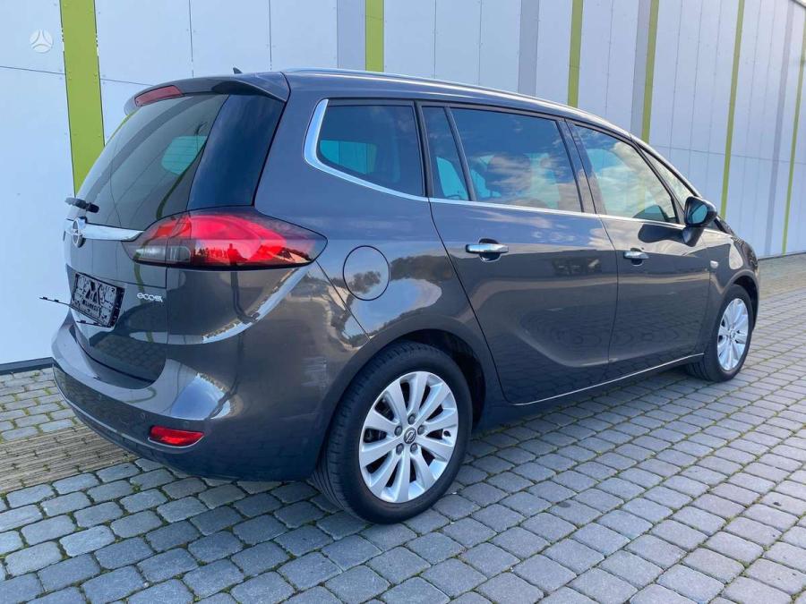Pelēks Opel Zafira 2013 Raseiniai, ar dzinēja tilpumu 1.91 L un nobraukumu 153 tūkst. km par 4900 €, foto 6 vietnē AUTOMOTO.COM.LV