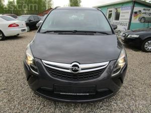 Grey Opel Zafira 2014 in Daugavpils, with an engine capacity of 2.00 L and mileage of 236 thousand km for 3100 €, photo 8 on AUTOMOTO.COM.LV