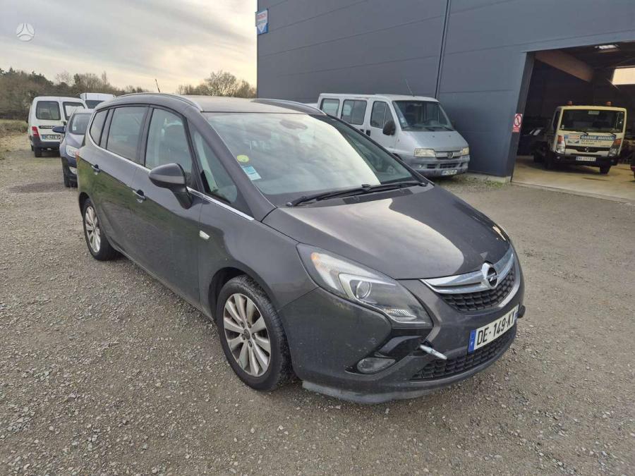Pelēks Opel Zafira 2014 Tauragė, ar dzinēja tilpumu 1.60 L un nobraukumu 250 tūkst. km par 3200 €, foto 4 vietnē AUTOMOTO.COM.LV