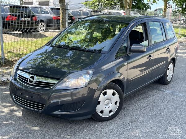 Grey Opel Zafira 2014 in Marijampole, with an engine capacity of 1.70 L and mileage of 276 thousand km for 3550 €, photo 1 on AUTOMOTO.COM.LV