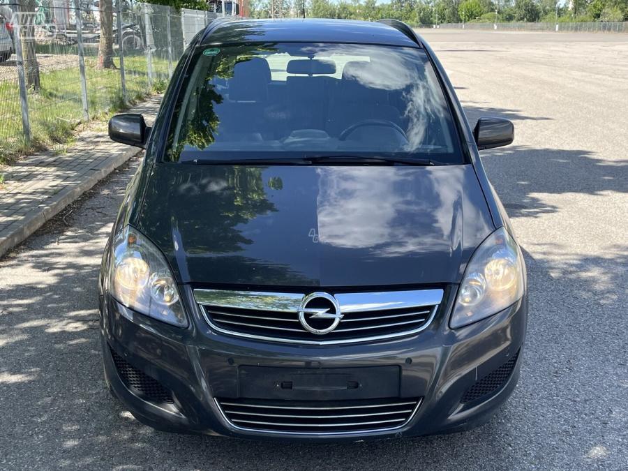 Pelēks Opel Zafira 2014 Marijampole, ar dzinēja tilpumu 1.70 L un nobraukumu 276 tūkst. km par 3550 €, foto 4 vietnē AUTOMOTO.COM.LV