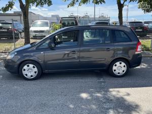 Pelēks Opel Zafira 2014 Marijampole, ar dzinēja tilpumu 1.70 L un nobraukumu 276 tūkst. km par 3550 €, foto 6 vietnē AUTOMOTO.COM.LV