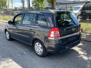 Pelēks Opel Zafira 2014 Marijampole, ar dzinēja tilpumu 1.70 L un nobraukumu 276 tūkst. km par 3550 €, foto 7 vietnē AUTOMOTO.COM.LV