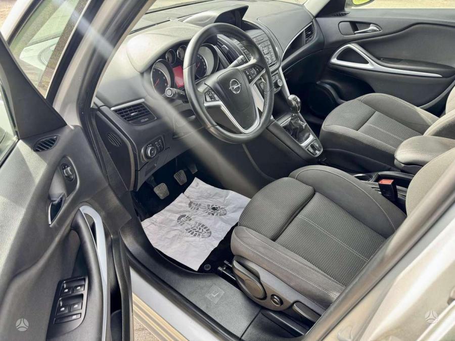 Pelēks Opel Zafira 2014 Kauņa, ar dzinēja tilpumu 1.60 L un nobraukumu 249 tūkst. km par 4690 €, foto 11 vietnē AUTOMOTO.COM.LV
