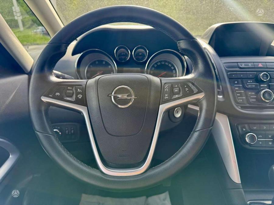 Pelēks Opel Zafira 2014 Kauņa, ar dzinēja tilpumu 1.60 L un nobraukumu 249 tūkst. km par 4690 €, foto 18 vietnē AUTOMOTO.COM.LV