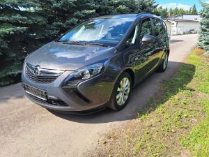 Pelēks Opel Zafira 2014 Utena, ar dzinēja tilpumu 1.60 L un nobraukumu 162 tūkst. km par 4900 €, foto  vietnē AUTOMOTO.COM.LV