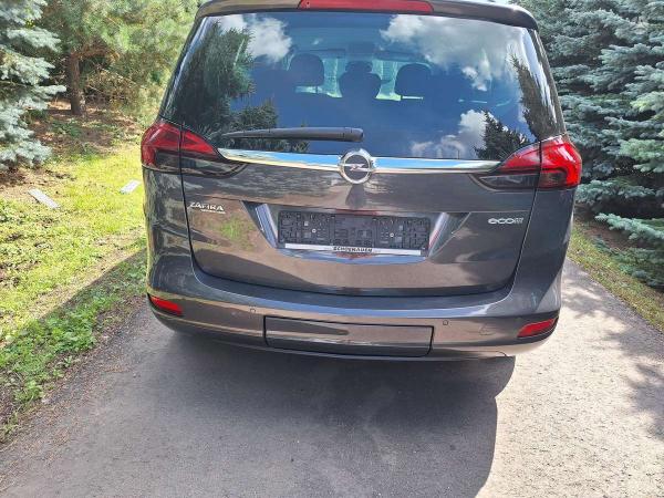 Pelēks Opel Zafira 2014 Utena, ar dzinēja tilpumu 1.60 L un nobraukumu 162 tūkst. km par 4900 €, foto 7 vietnē AUTOMOTO.COM.LV