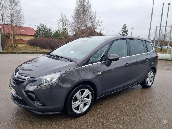 Pelēks Opel Zafira 2015 Tauragė, ar dzinēja tilpumu 1.60 L un nobraukumu 260 tūkst. km par 5000 €, foto 1 vietnē AUTOMOTO.COM.LV