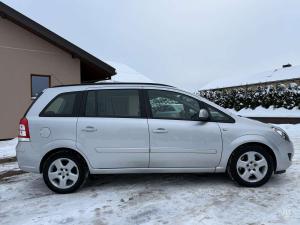 Pelēks Opel Zafira 2015 Utena, ar dzinēja tilpumu 1.70 L un nobraukumu 275 tūkst. km par 3350 €, foto 6 vietnē AUTOMOTO.COM.LV