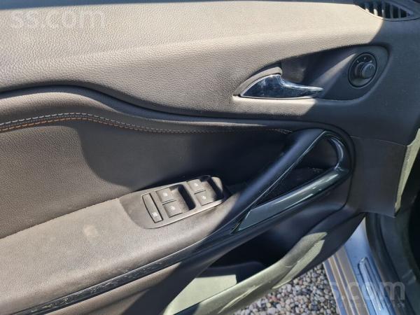 Pelēks Opel Zafira 2015 Cēsis, ar dzinēja tilpumu 2.00 L un nobraukumu 254 tūkst. km par 6550 €, foto 6 vietnē AUTOMOTO.COM.LV