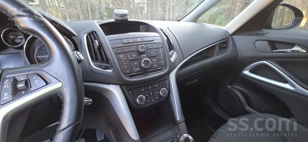 Pelēks Opel Zafira 2015 Rīga, ar dzinēja tilpumu 1.40 L un nobraukumu 136 tūkst. km par 7400 €, foto 8 vietnē AUTOMOTO.COM.LV