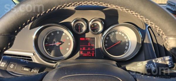 Pelēks Opel Zafira 2015 Rīga, ar dzinēja tilpumu 1.40 L un nobraukumu 136 tūkst. km par 7400 €, foto 9 vietnē AUTOMOTO.COM.LV