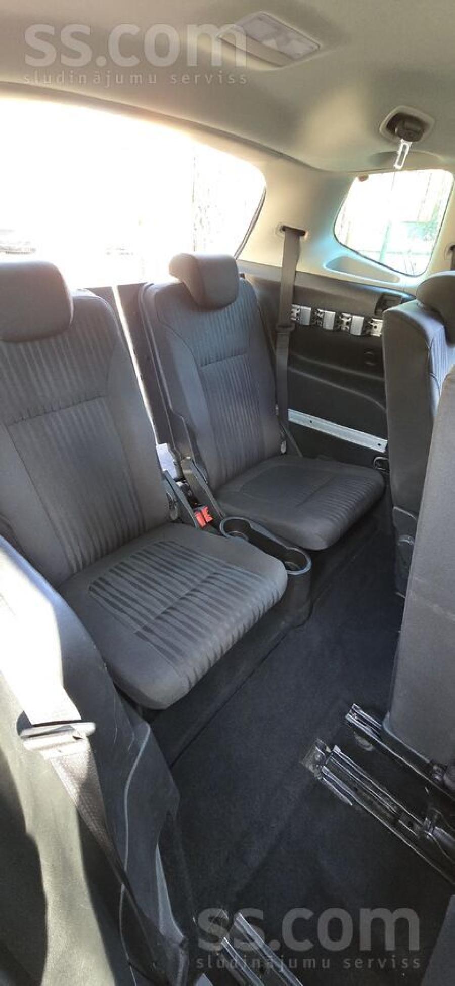 Grey Opel Zafira 2015 in Riga, with an engine capacity of 1.40 L and mileage of 136 thousand km for 7400 €, photo 14 on AUTOMOTO.COM.LV