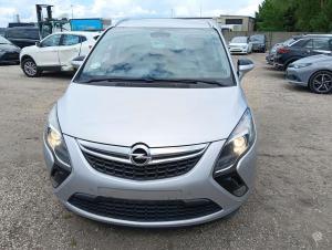 Grey Opel Zafira 2015 in Marijampole, with an engine capacity of 1.36 L and mileage of 220 thousand km for 3800 €, photo 3 on AUTOMOTO.COM.LV
