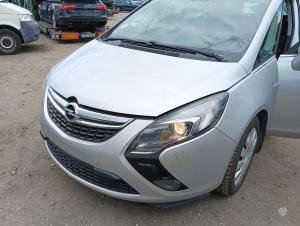 Grey Opel Zafira 2015 in Marijampole, with an engine capacity of 1.36 L and mileage of 220 thousand km for 3800 €, photo 21 on AUTOMOTO.COM.LV