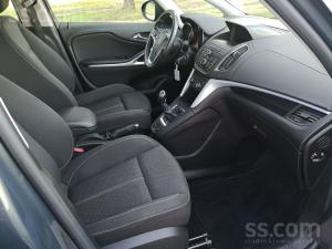 Pelēks Opel Zafira 2015 Rīga, ar dzinēja tilpumu 2.00 L un nobraukumu 0 tūkst. km par 5790 €, foto 15 vietnē AUTOMOTO.COM.LV