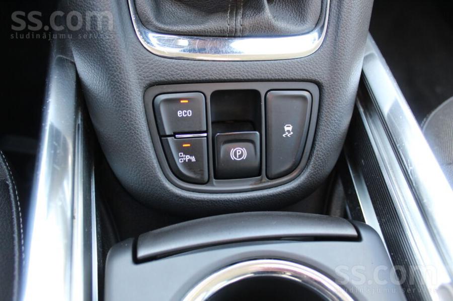 Grey Opel Zafira 2015 in Liepaja, with an engine capacity of 1.60 L and mileage of 252 thousand km for 5500 €, photo 14 on AUTOMOTO.COM.LV