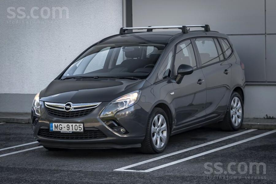 Pelēks Opel Zafira 2015 Rīga, ar dzinēja tilpumu 2.00 L un nobraukumu 241 tūkst. km par 6490 €, foto 1 vietnē AUTOMOTO.COM.LV