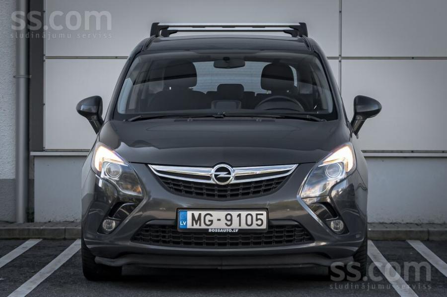Pelēks Opel Zafira 2015 Rīga, ar dzinēja tilpumu 2.00 L un nobraukumu 241 tūkst. km par 6490 €, foto 3 vietnē AUTOMOTO.COM.LV