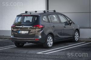 Pelēks Opel Zafira 2015 Rīga, ar dzinēja tilpumu 2.00 L un nobraukumu 241 tūkst. km par 6490 €, foto 5 vietnē AUTOMOTO.COM.LV