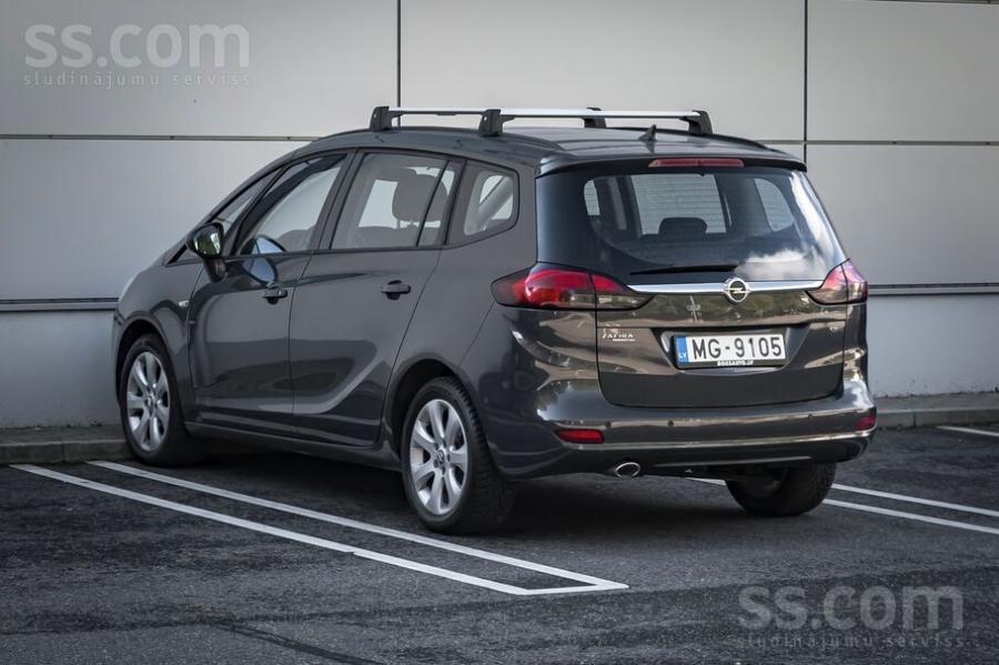 Pelēks Opel Zafira 2015 Rīga, ar dzinēja tilpumu 2.00 L un nobraukumu 241 tūkst. km par 6490 €, foto 7 vietnē AUTOMOTO.COM.LV