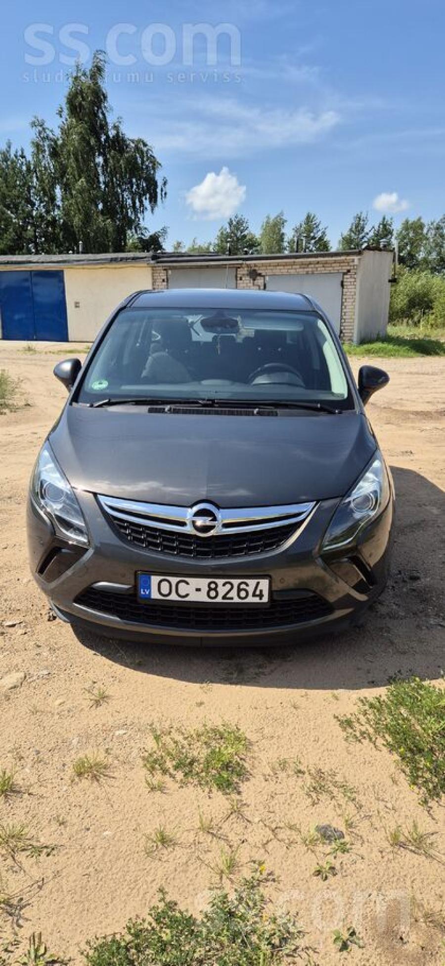 Pelēks Opel Zafira 2016 Daugavpils, ar dzinēja tilpumu 2.00 L un nobraukumu 203 tūkst. km par 6950 €, foto 1 vietnē AUTOMOTO.COM.LV