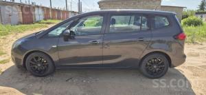Pelēks Opel Zafira 2016 Daugavpils, ar dzinēja tilpumu 2.00 L un nobraukumu 203 tūkst. km par 6950 €, foto 3 vietnē AUTOMOTO.COM.LV
