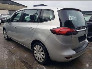 Grey Opel Zafira 2016 in Kaunas, with an engine capacity of 1.36 L and mileage of 210 thousand km for 4199 €, photo  on AUTOMOTO.COM.LV