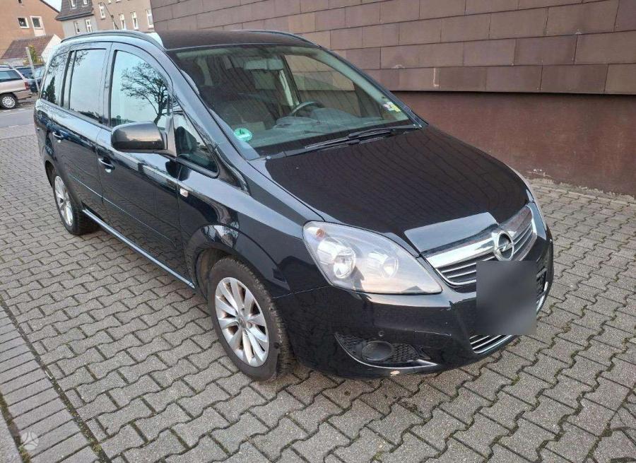 Pelēks Opel Zafira 2016 Kauņa, ar dzinēja tilpumu 1.80 L un nobraukumu 210 tūkst. km par 3999 €, foto 2 vietnē AUTOMOTO.COM.LV
