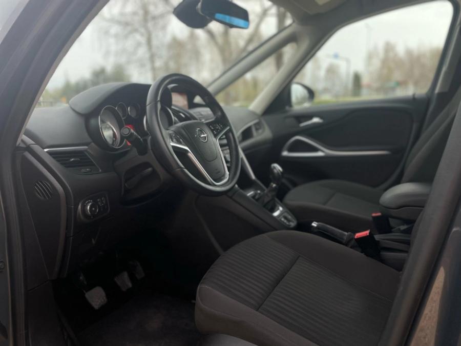 Pelēks Opel Zafira 2016 Rīga, ar dzinēja tilpumu 1.60 L un nobraukumu 202 tūkst. km par 7800 €, foto 14 vietnē AUTOMOTO.COM.LV