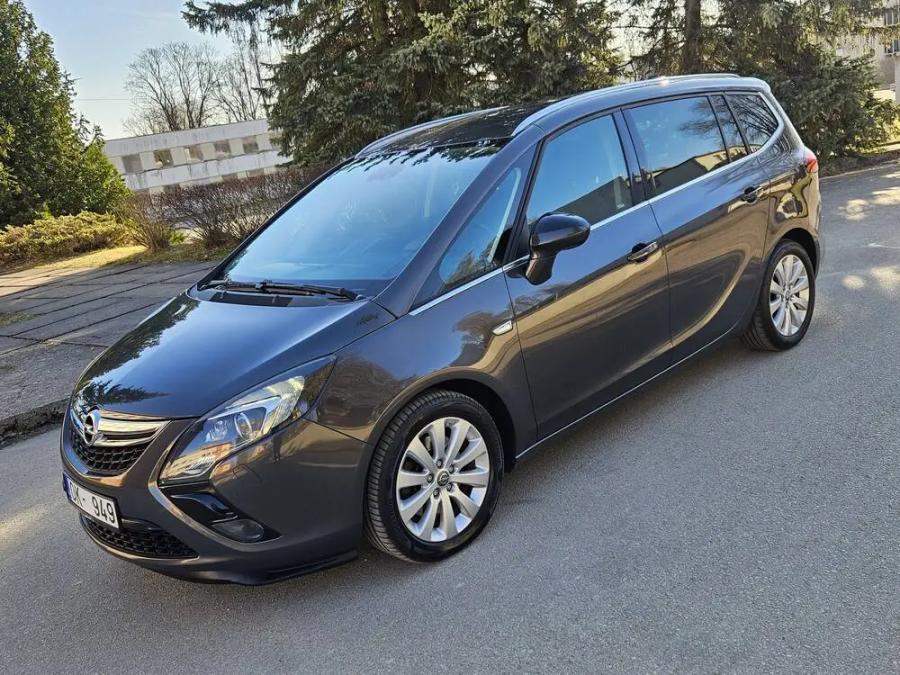 Pelēks Opel Zafira 2016 Jēkabpils, ar dzinēja tilpumu 2.00 L un nobraukumu 276 tūkst. km par 7490 €, foto 3 vietnē AUTOMOTO.COM.LV