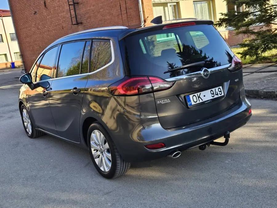 Pelēks Opel Zafira 2016 Jēkabpils, ar dzinēja tilpumu 2.00 L un nobraukumu 276 tūkst. km par 7490 €, foto 12 vietnē AUTOMOTO.COM.LV