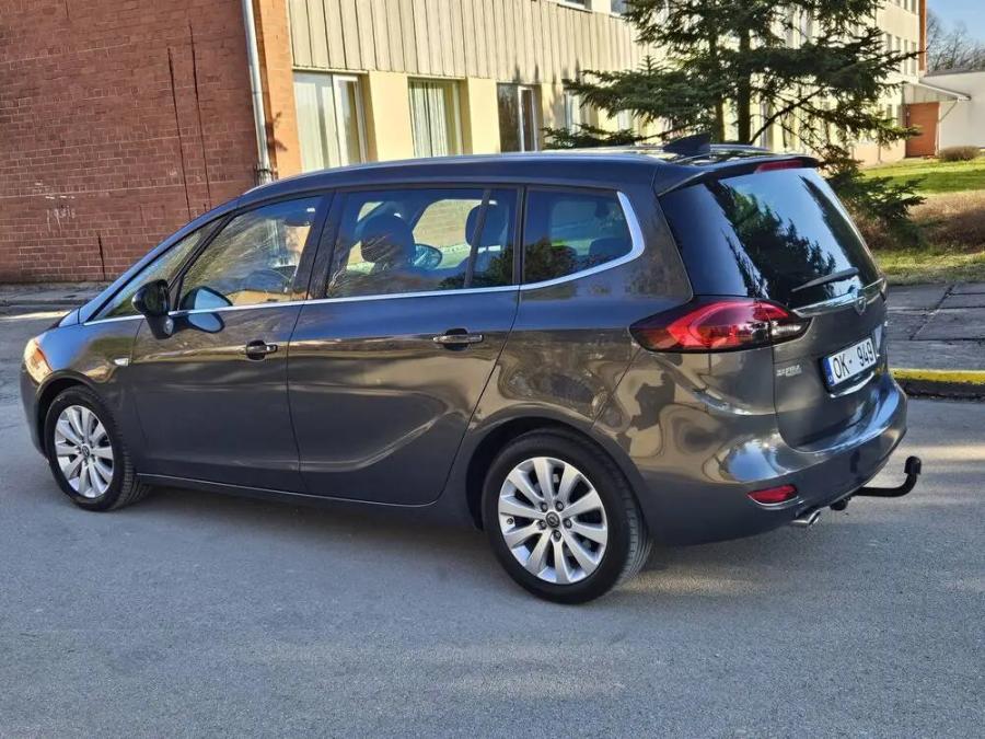 Pelēks Opel Zafira 2016 Jēkabpils, ar dzinēja tilpumu 2.00 L un nobraukumu 276 tūkst. km par 7490 €, foto 13 vietnē AUTOMOTO.COM.LV