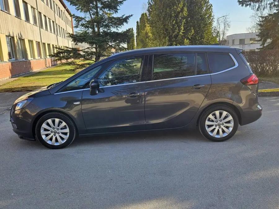 Pelēks Opel Zafira 2016 Jēkabpils, ar dzinēja tilpumu 2.00 L un nobraukumu 276 tūkst. km par 7490 €, foto 14 vietnē AUTOMOTO.COM.LV