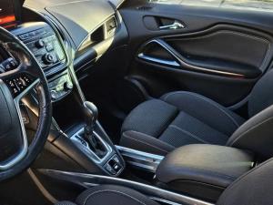 Pelēks Opel Zafira 2016 Jēkabpils, ar dzinēja tilpumu 2.00 L un nobraukumu 276 tūkst. km par 7490 €, foto 17 vietnē AUTOMOTO.COM.LV