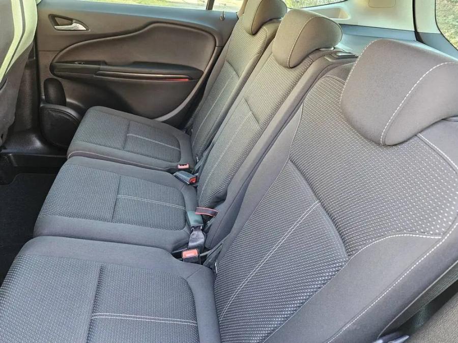 Pelēks Opel Zafira 2016 Jēkabpils, ar dzinēja tilpumu 2.00 L un nobraukumu 276 tūkst. km par 7490 €, foto 19 vietnē AUTOMOTO.COM.LV